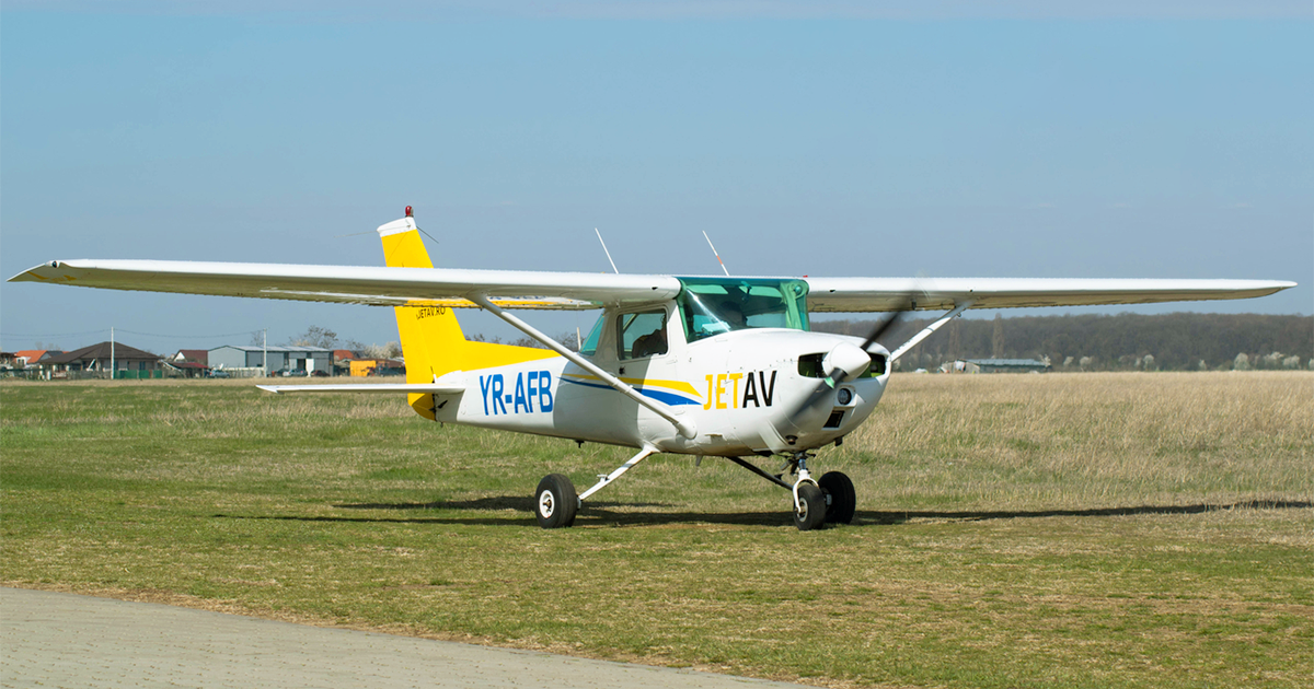 Avioane în flota JETAV | Module de pilotaj și zbor agrement